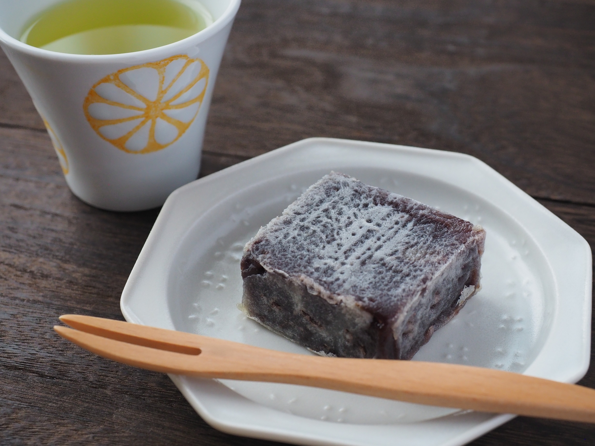 Taste Old Japan With Freshly Made Kintsuba In Asakusa | Deep Japan