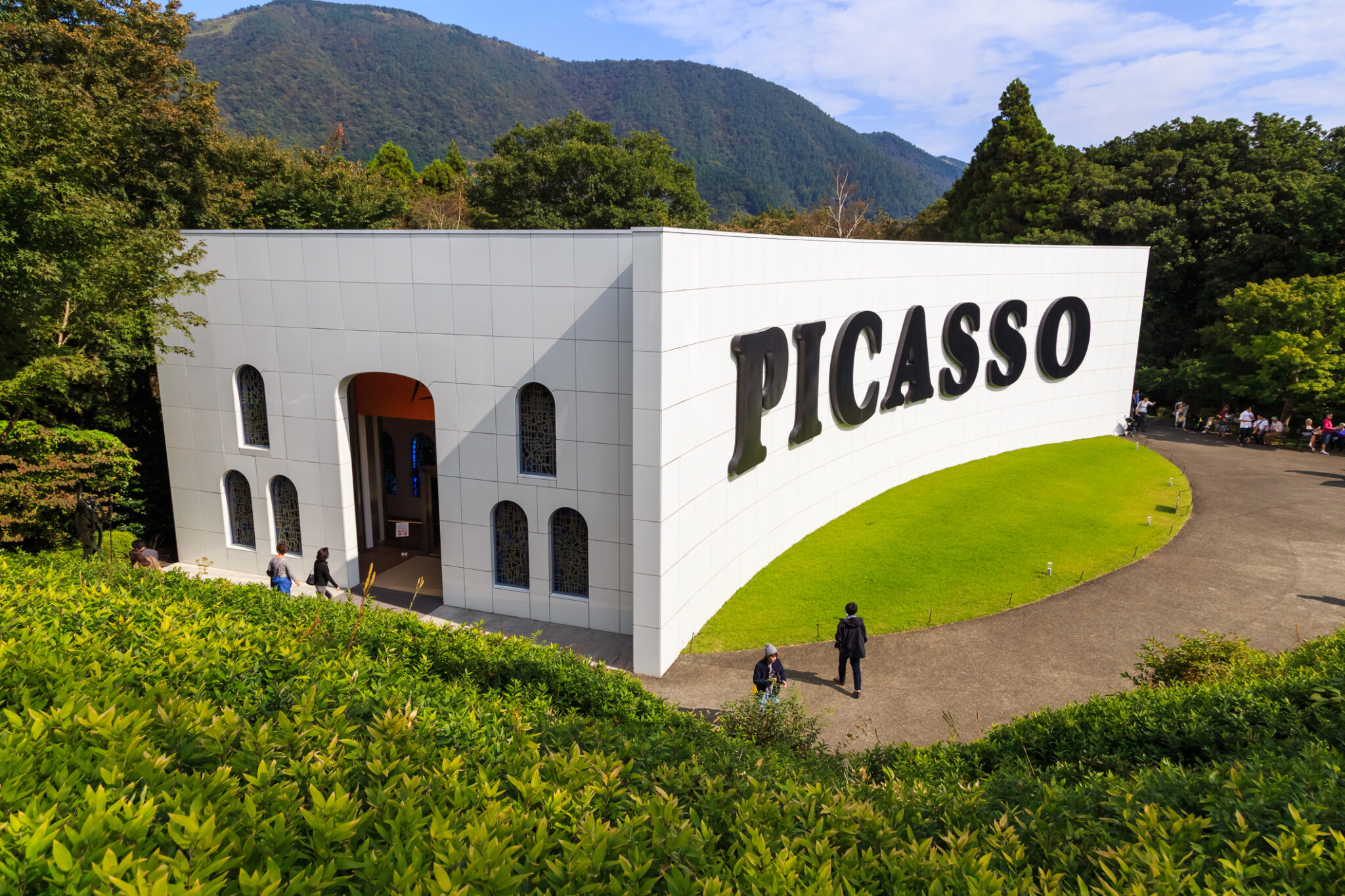 Hakone: Home To Picasso’s Unbound Genius And Timeless Art | Deep Japan